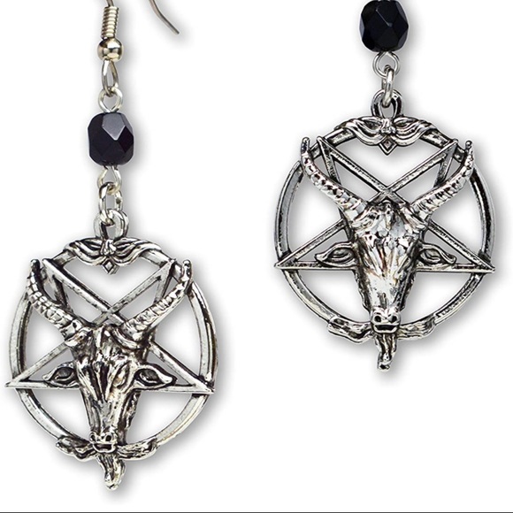 Jewelry | Baphomet Satanic Goat Head Inverted Pentagram Silver Finish ...